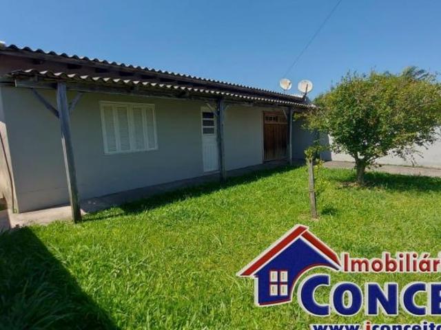 XC1099 Ótima residência localizada em região de moradores em Tramandaí