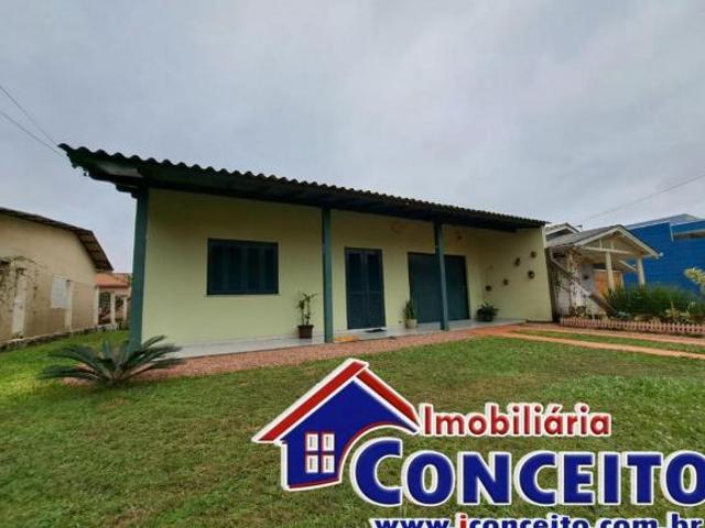 XC340 Linda residência em ótima localização no balneário Presidente