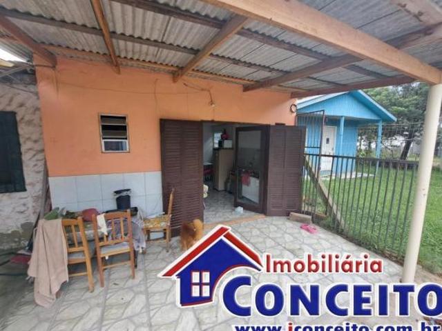 XC878 Residência em região de moradores localizada no balneário Mariluz