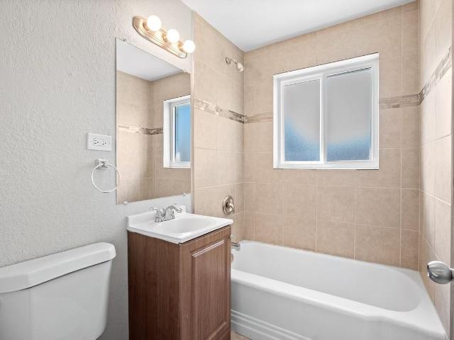 Xenia Apartments, LLC 2 Bedroom Apartment for Rent at 1577 1571, 1573, 1575, 1577 Xenia St, Denver, CO 80220 Montclair