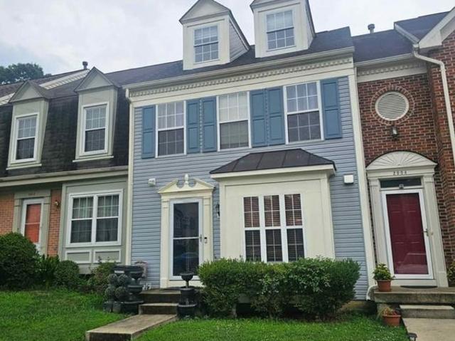 XL Furnished Master Bdrm w/private bathroom