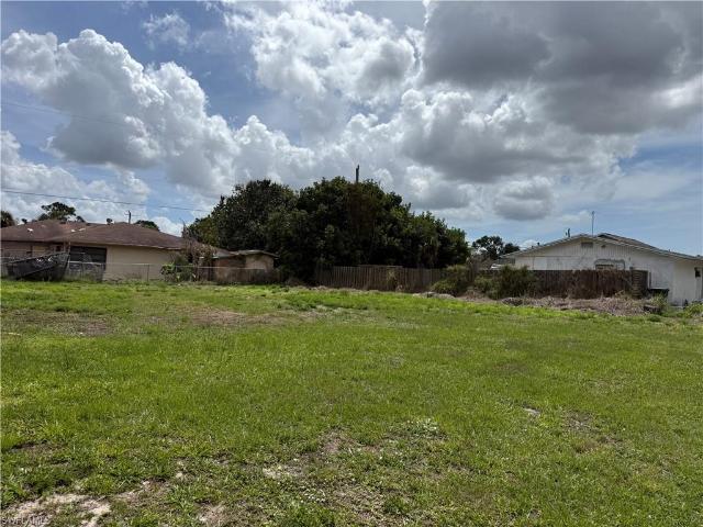 Xx Venetia Ave, North Port, FL 34287 | MLS #226005