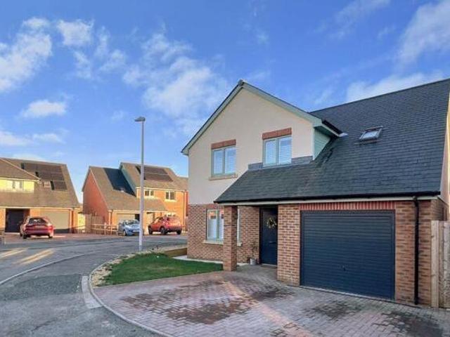 Y Maes, Beulah, 3 Bedroom Detached