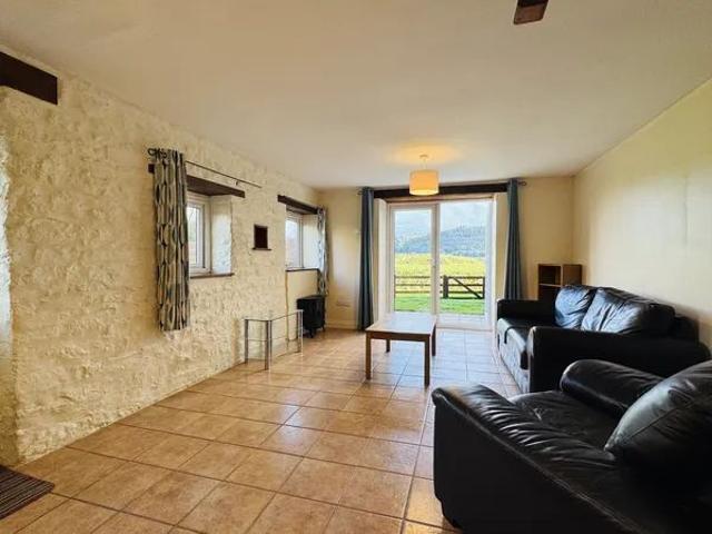 Y Stabal, Carmarthen, SA32