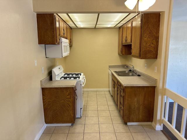 YCL Management, LLC / 968 West 7th Street / NC /John 2 Bedroom Apartment for Rent at 968 W 7th St, Upland, CA 91786
