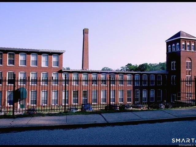 Yantic St Unit,norwich, Condo For Sale