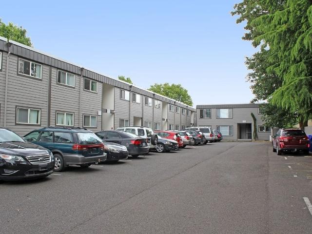 yanke01 1 Bedroom Apartment for Rent at 9222 N Lombard St, Portland, OR 97203 St. Johns