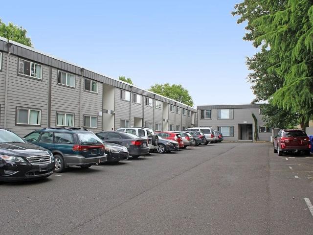 yanke01 2 Bedroom Apartment for Rent at 9222 N Lombard St, Portland, OR 97203 St. Johns