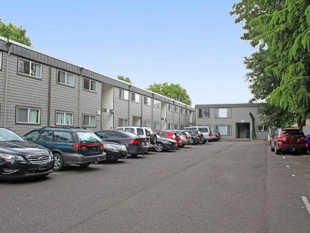 yanke01 2 Bedroom Apartment for Rent at 9222 N Lombard St, Portland, OR 97203 St. Johns