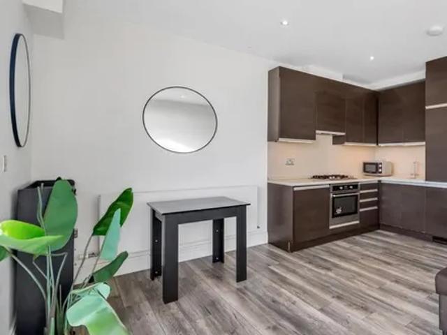 Yadgar Restaurant, 1 Manor Park Road, London, NW10 4JW, United Kingdom | 1 bed apartment for rent #168151374 | Rentberry