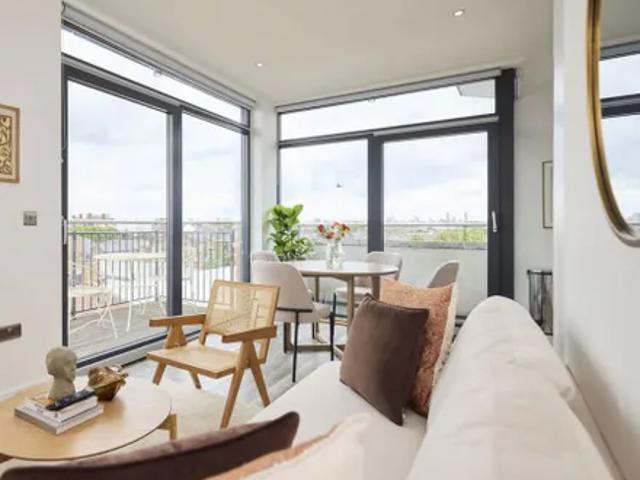 Yadgar Restaurant, 1 Manor Park Road, London, NW10 4JW, United Kingdom | 2 bed apartment for rent #166346406 | Rentberry