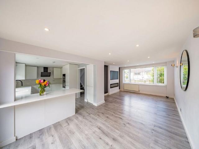 Yairview, 28 Meigle Row