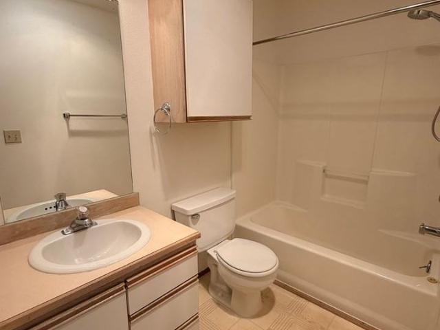 Yakima Apartments 2 Bedroom Apartment for Rent at 511 Yakima St, Wenatchee, WA 98801