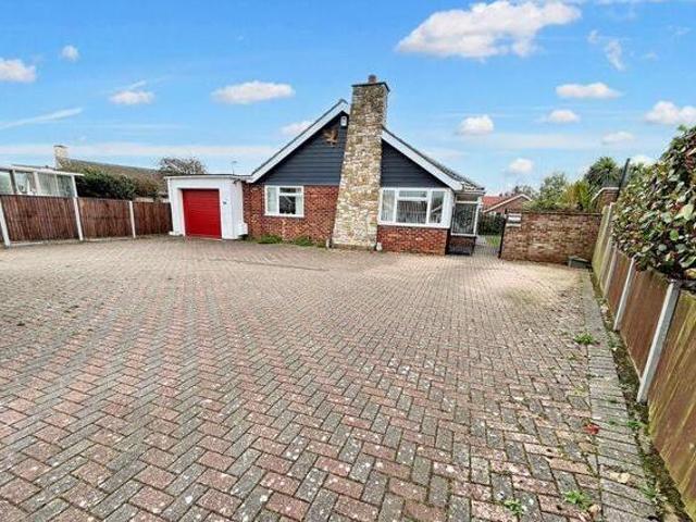 Yallop Avenue, Gorleston, 3 Bedroom Detached