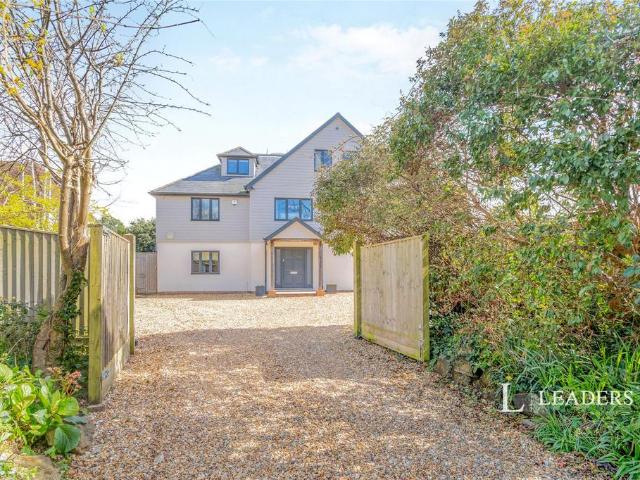 Yapton Road, Middleton on Sea, Bognor. 7 bed detached house to rent £5,850 pcm £1,350 pw
