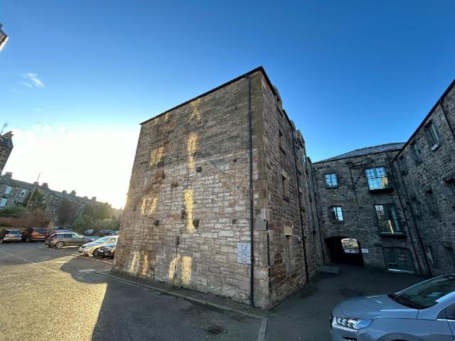 Yardheads, The Shore, Edinburgh, EH6 2 bed flat to rent £1,290 pcm £298 pw