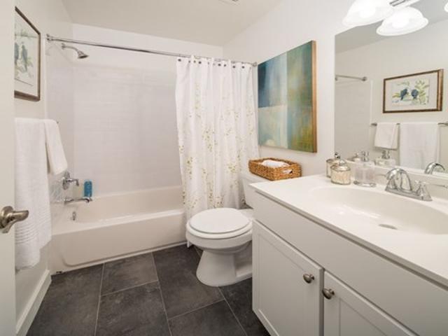 Yardley Crossing Luxury Apt and Townhomes The New Ramsey Fully Renovated Three Bedroom Townhome