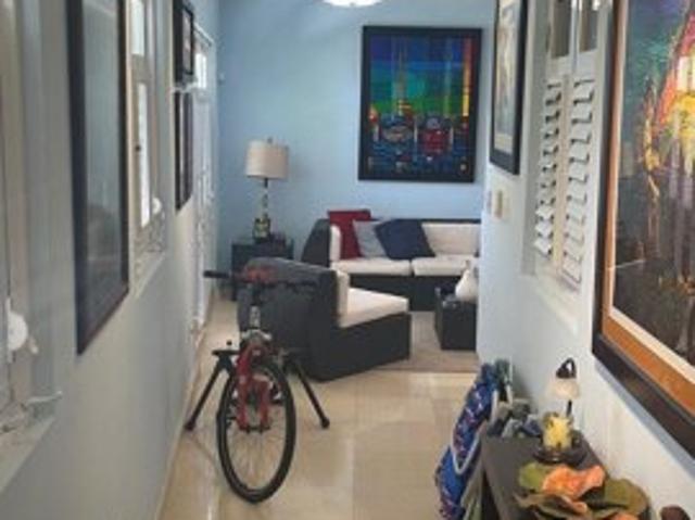 Yardley Pl Unit,san Juan, Flat For Sale