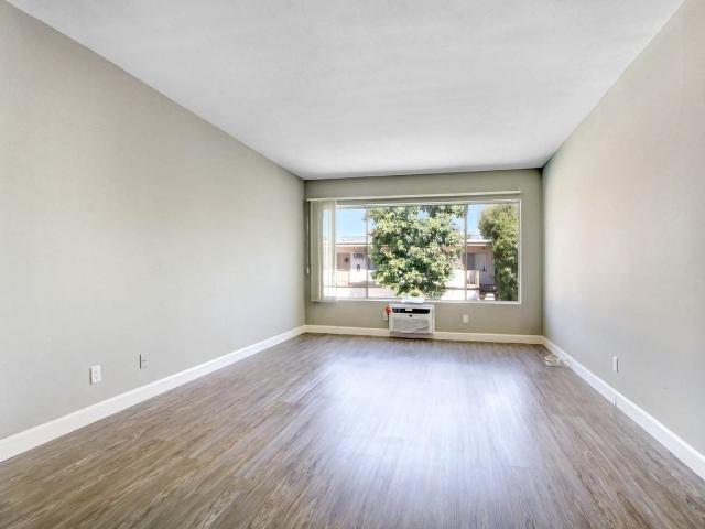 Yarmouth Apartments 2 Bedroom Apartment for Rent at 5461 Yarmouth Ave, Los Angeles, CA 91316 Encino