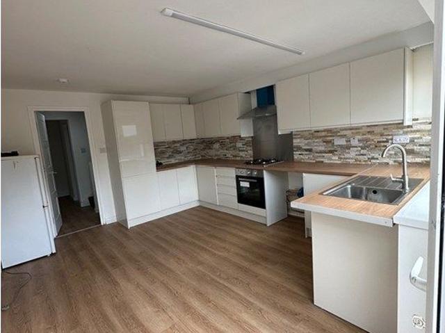 Yarrow Place, Conniburrow, Milton Keynes MK14, 6 bed shared accommodation to rent, £2,750 pcm | PrimeLocation