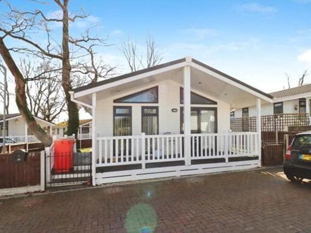 Yate, Mapleridge Lane, Bristol, 2 Bedroom Mobile