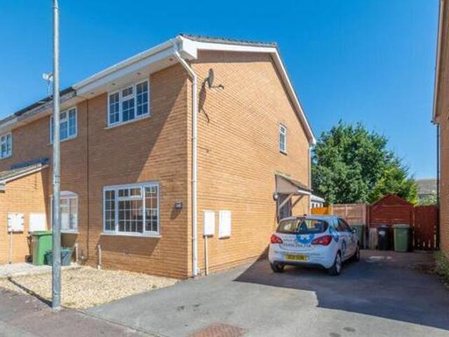 Yate, Longs Drive, Bristol, 2 Bedroom End