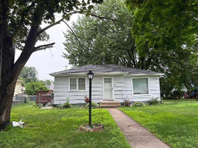 Yates Ave N