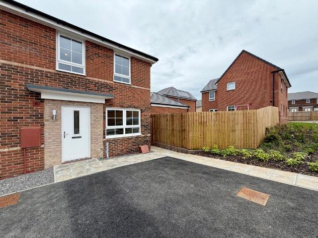 Yates Gardens, Wynyard, TS22 3 bed semi detached house to rent £1,295 pcm £299 pw