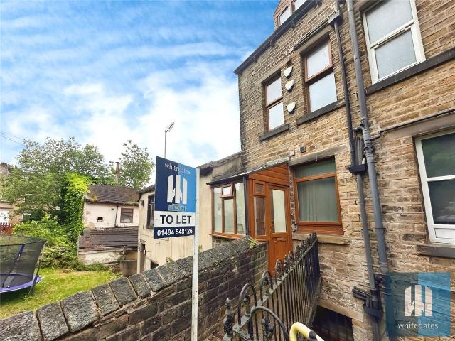 Yates Lane, Milnsbridge, Huddersfield HD3, Studio to rent, £550 pcm | PrimeLocation