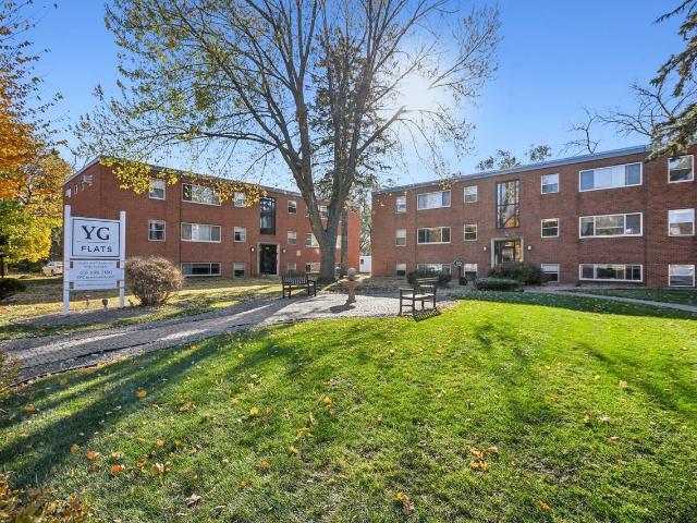 YG Flats Studio Apartment for Rent at 2034 Yorkshire Ave, St. Paul, MN 55116 Highland
