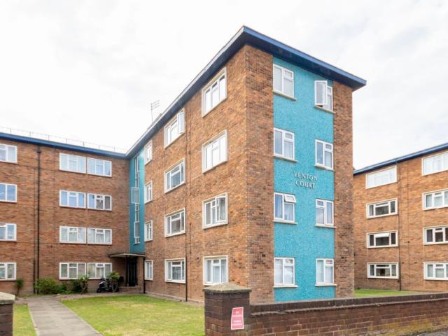 Yenton Court, Chester Road, Erdington B24, 2 bed flat to rent, £950 pcm | PrimeLocation