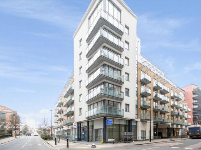 Yeo Street, LONDON 1 bed apartment to rent £1,750 pcm £404 pw