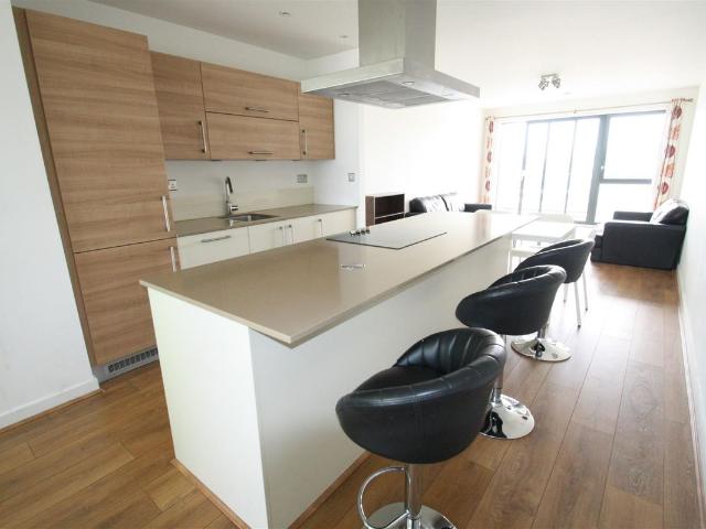 Yeoman Court, Tweed Walk, London E14, 3 bed flat to rent, £2,925 pcm | PrimeLocation