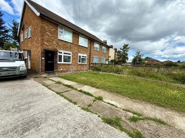 Yeading Fork, Hayes, UB4