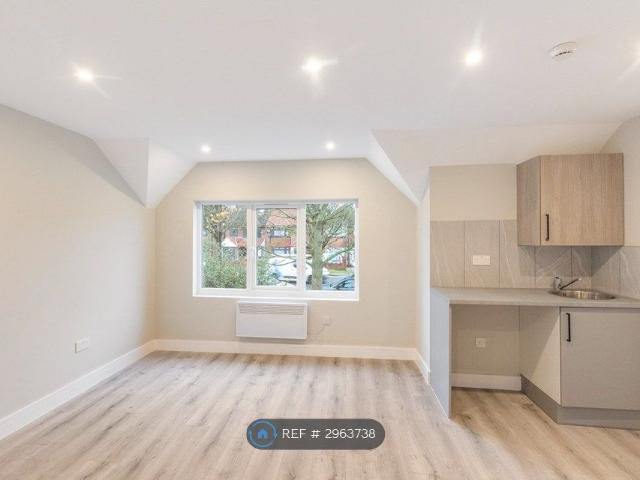 Yeading Lane, Hayes UB4, 1 bed flat to rent, £895 pcm | PrimeLocation