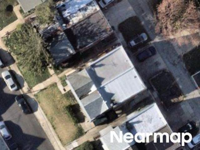 Yeadon Ave