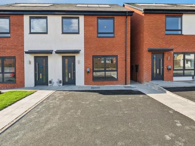Yealm Close, Derby DE73 3 bed semi detached house to rent £1,355 pcm £313 pw