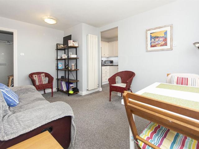 Yelverton Road, Battersea SW11, 1 bed flat to rent, £1,800 pcm | PrimeLocation