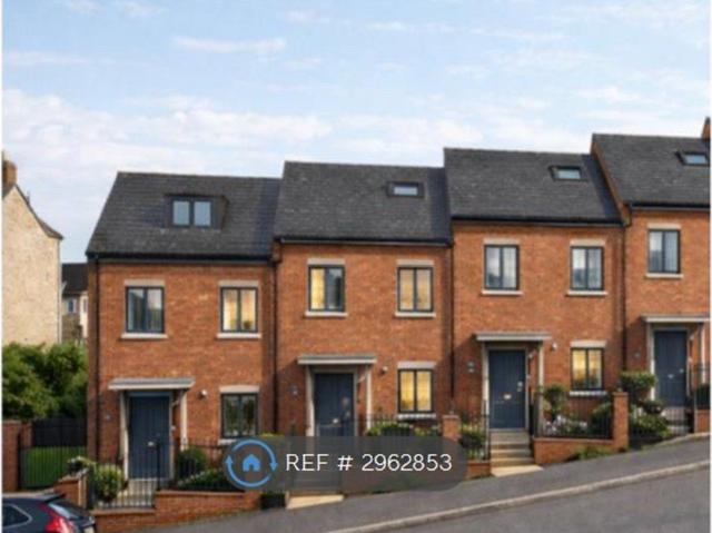 Yelvertoft Road, Northampton NN2, 3 bed terraced house to rent, £1,575 pcm | PrimeLocation