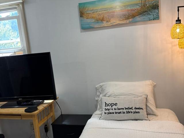 Yellow room
