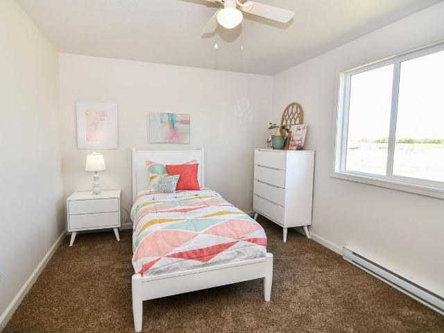 Yellowbanks 2 Bedroom Apartment for Rent at 5790 Vision Dr, Pleasant Hill, IA 50327