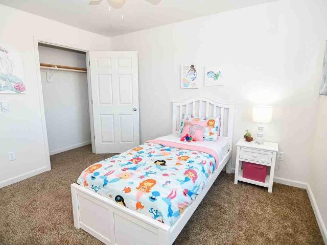 Yellowbanks 2 Bedroom Apartment for Rent at 5790 Vision Dr, Pleasant Hill, IA 50327