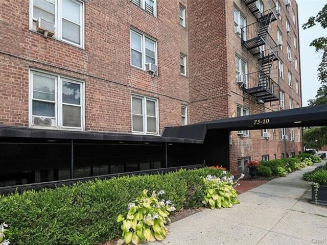Yellowstone Blvd Apt C, Rego Park, Property For Sale