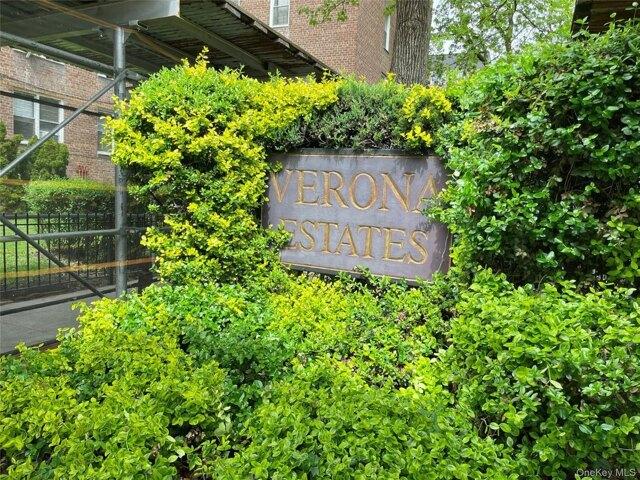 Yellowstone Blvd Unit C, Forest Hills, Property For Sale
