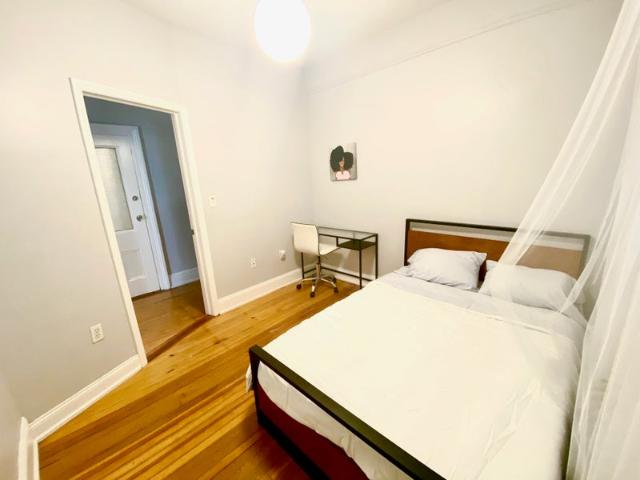 ☘️YESSS LAST Furnished BR in PRIME GREENPOINT!