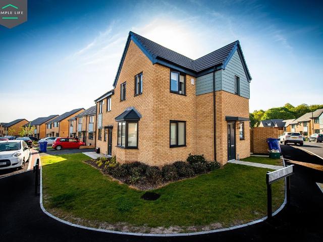 Yew Gardens, Doncaster DN12, 3 bed semi detached house to rent, £1,075 pcm | PrimeLocation