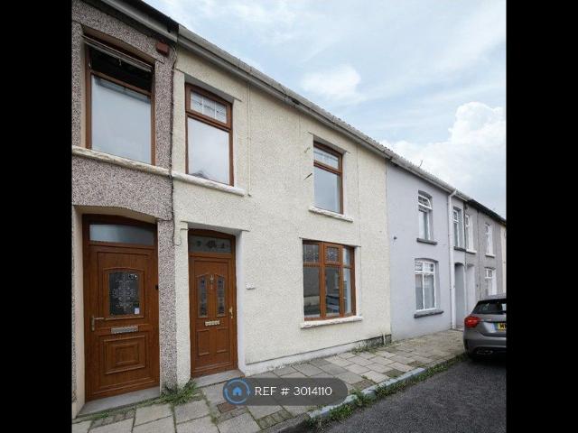 Yew Street, Aberbargoed, Bargoed CF81, 2 bed terraced house to rent, £895 pcm | PrimeLocation