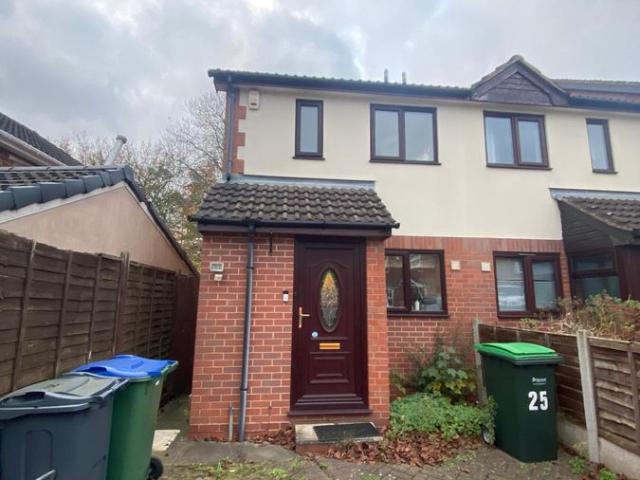 Yew Tree Lane, Rowley Regis, Birmingham B65, 2 bed terraced house to rent, £900 pcm | PrimeLocation