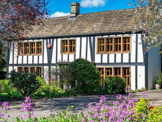 Yew Tree, Leeds Road, 5 Bedroom Detached