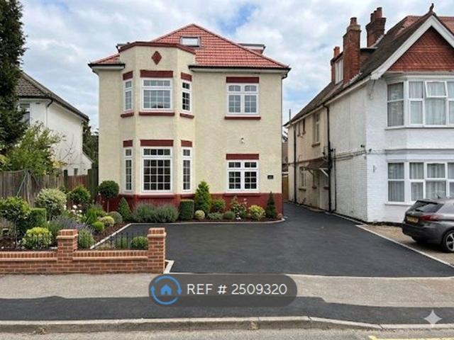 Yew Tree Road, Slough SL1, Room to rent, £1,100 pcm | PrimeLocation